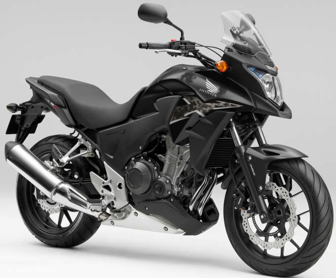 新型の登場前に復習しておきたい!! 2013年 400X - バイクニュース - タンデムスタイル