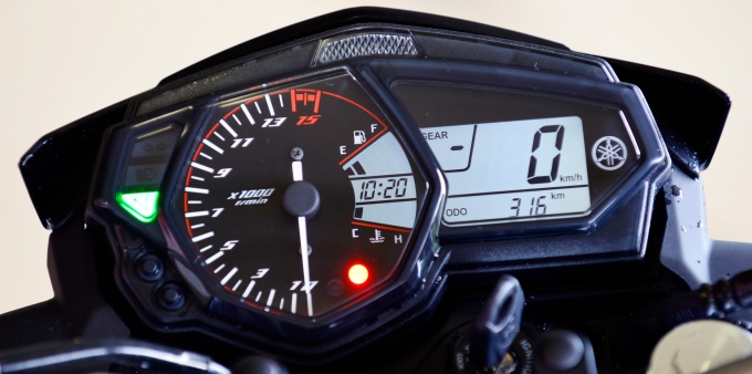 MT-07/09のエッセンスを受け継ぐMT-25は、大都会を駆けるチーターだ! - バイクニュース - タンデムスタイル