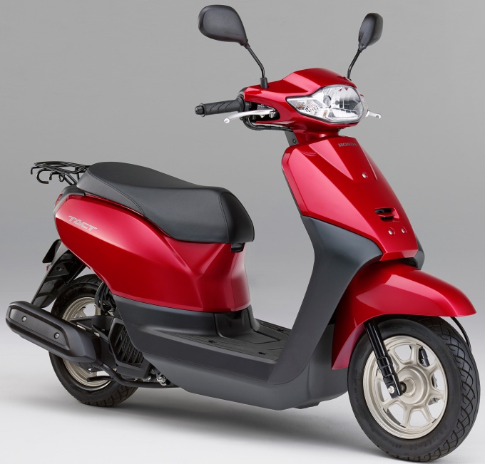 2016年 TACT/BASICはベトナム生産から国内生産に!! 新色も多数登場 - バイクニュース - タンデムスタイル