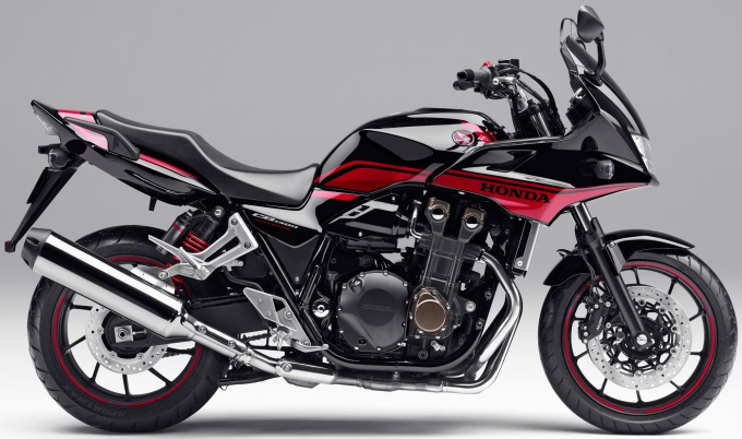 2016年のCB1300SF/SB E Package Special Editionは漆塗りイメージの特別カラーを採用 | バイクニュース | タンデムスタイル