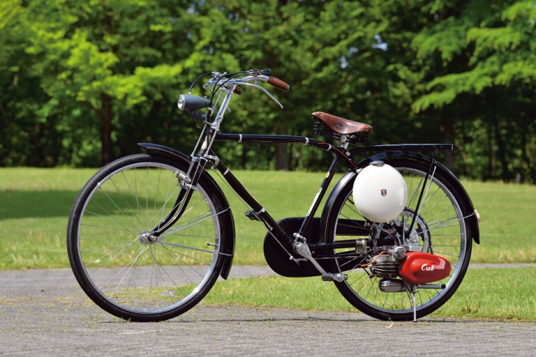 HONDA Cub F ： - バイク車両インプレ・解説 - タンデムスタイル