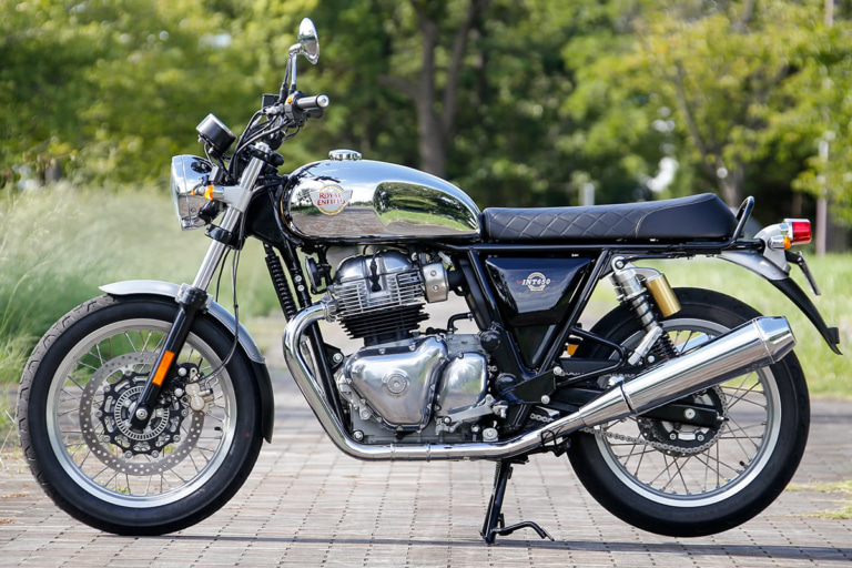ROYAL ENFIELD INT650 ：幅広いシーンで楽しめるオーソドックスな1台 - バイク車両インプレ・解説 - タンデムスタイル