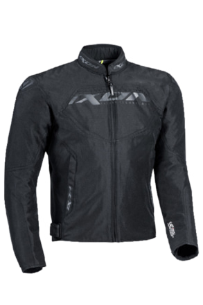 注目のスポーティな海外ブランドがアジアフィットモデルを展開中！イクソンの最新秋冬ウエア3選 - バイクアイテム - タンデムスタイル