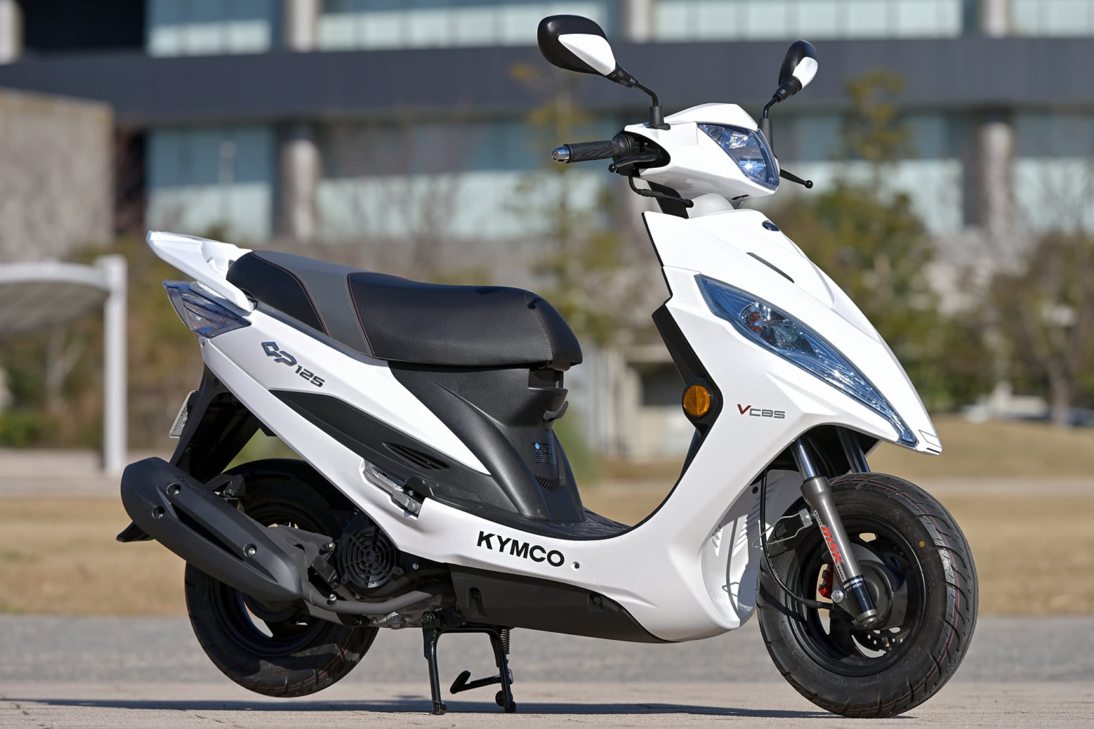 KYMCO GP125i VCBS (2020) ：軽快なフットワークは街乗りに向いている - バイク車両インプレ・解説 - タンデムスタイル