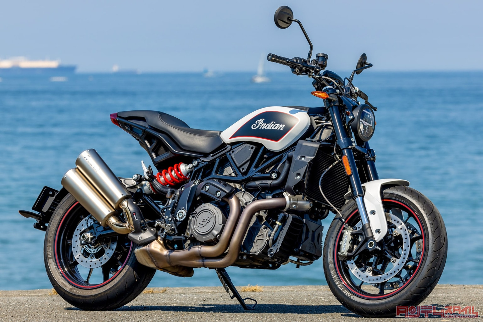 レーサーのテイストをうまく昇華させたスポーティモデル INDIAN MOTORCYCLE FTR S - バイクニュース - タンデムスタイル