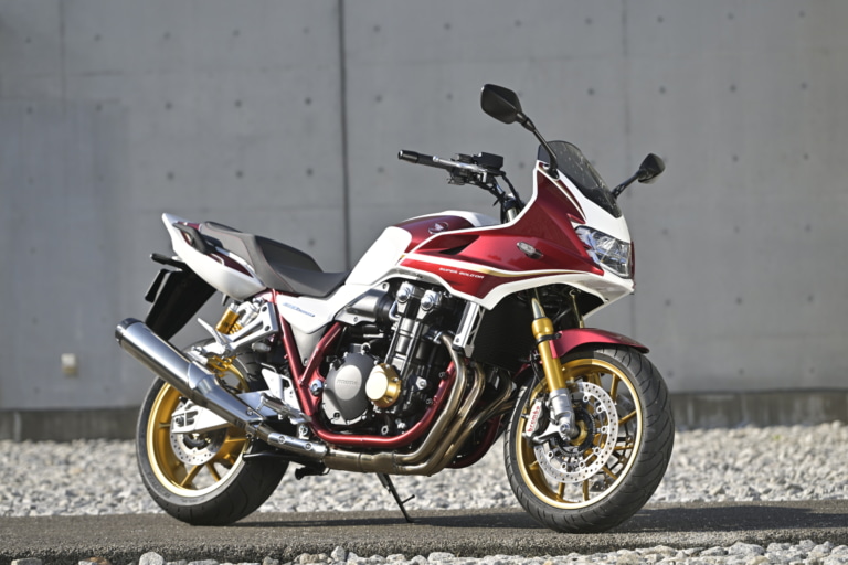Motorcycle New Model Show in Aoyama プロジェクトBIG-1 30周年記念モデルのCB1300も展示 ...