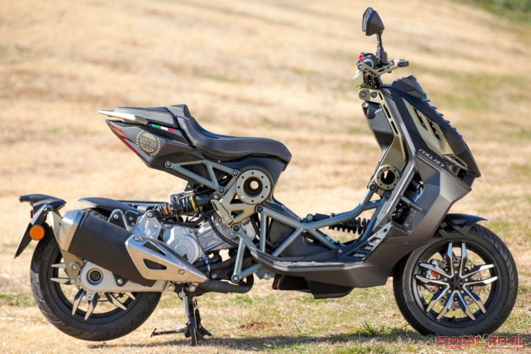 ITALJET DRAGSTER 200 ：スクーターともバイクとも一線を画すスポーツモデル - バイク車両インプレ・解説 - タンデムスタイル