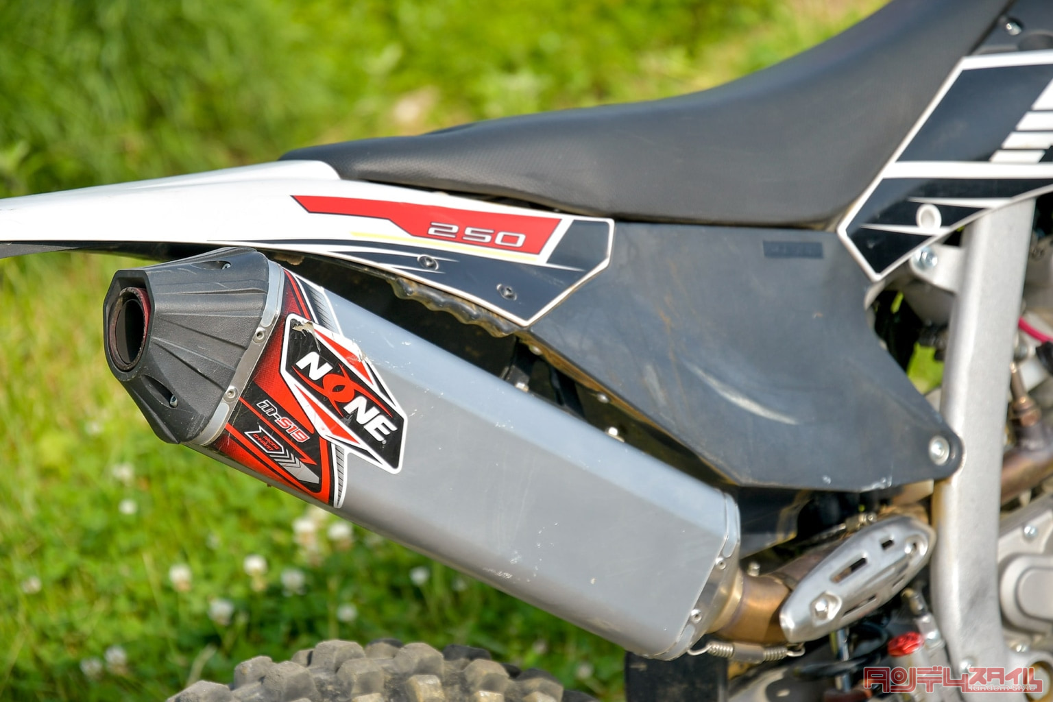 AJP SPR250 - 2ページ目 (2ページ中) ：“扱いやすさ”は大きな魅力である - バイク車両インプレ・解説 - タンデムスタイル