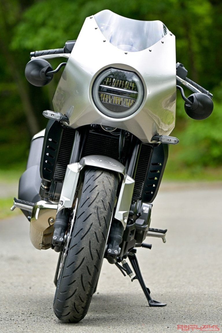 HONDA HAWK11 ：際立つカフェレーサースタイル - バイク車両インプレ・解説 - タンデムスタイル