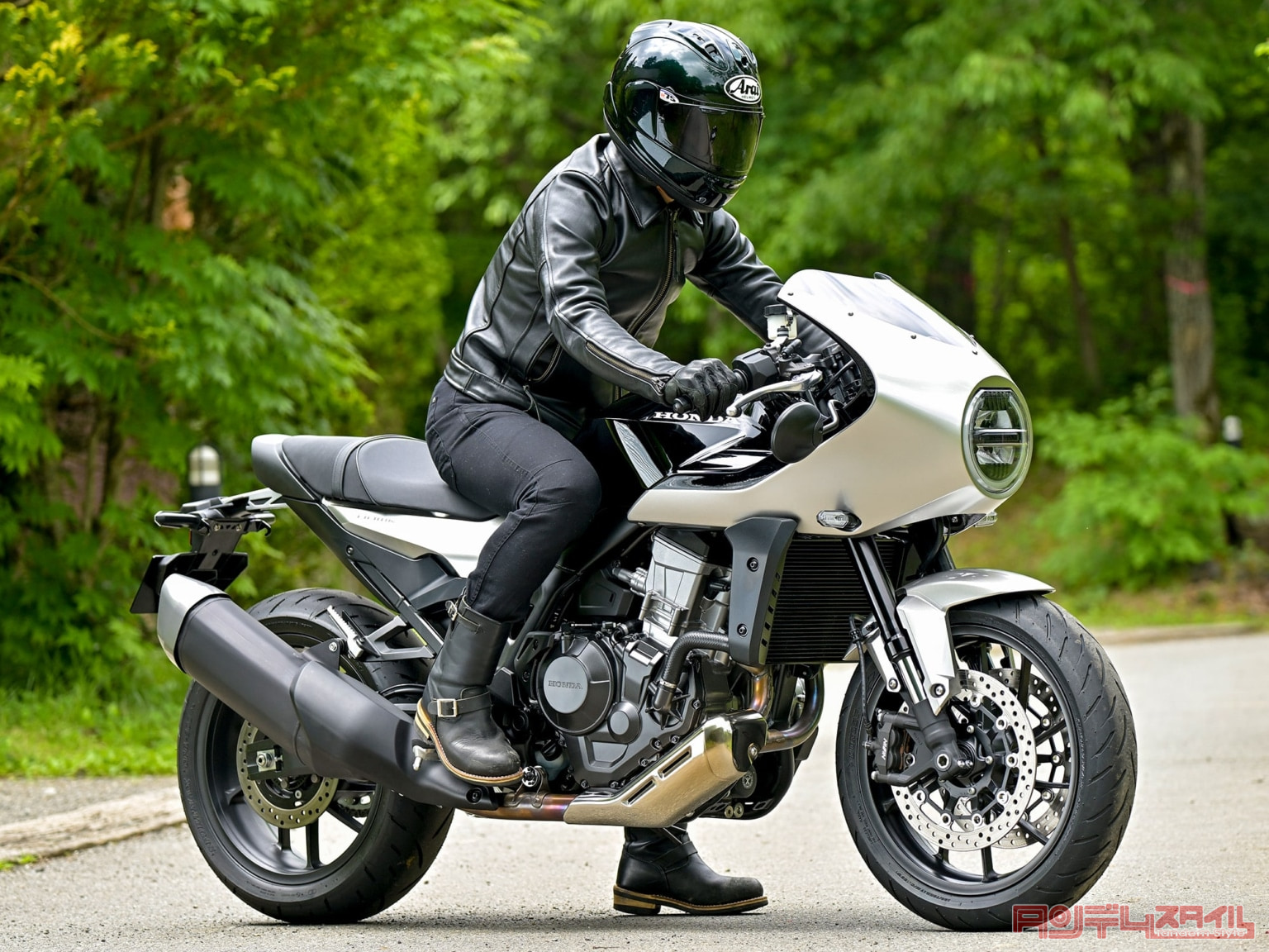 HONDA HAWK11 - 3ページ目 (3ページ中) ：際立つカフェレーサースタイル - バイク車両インプレ・解説 - タンデムスタイル