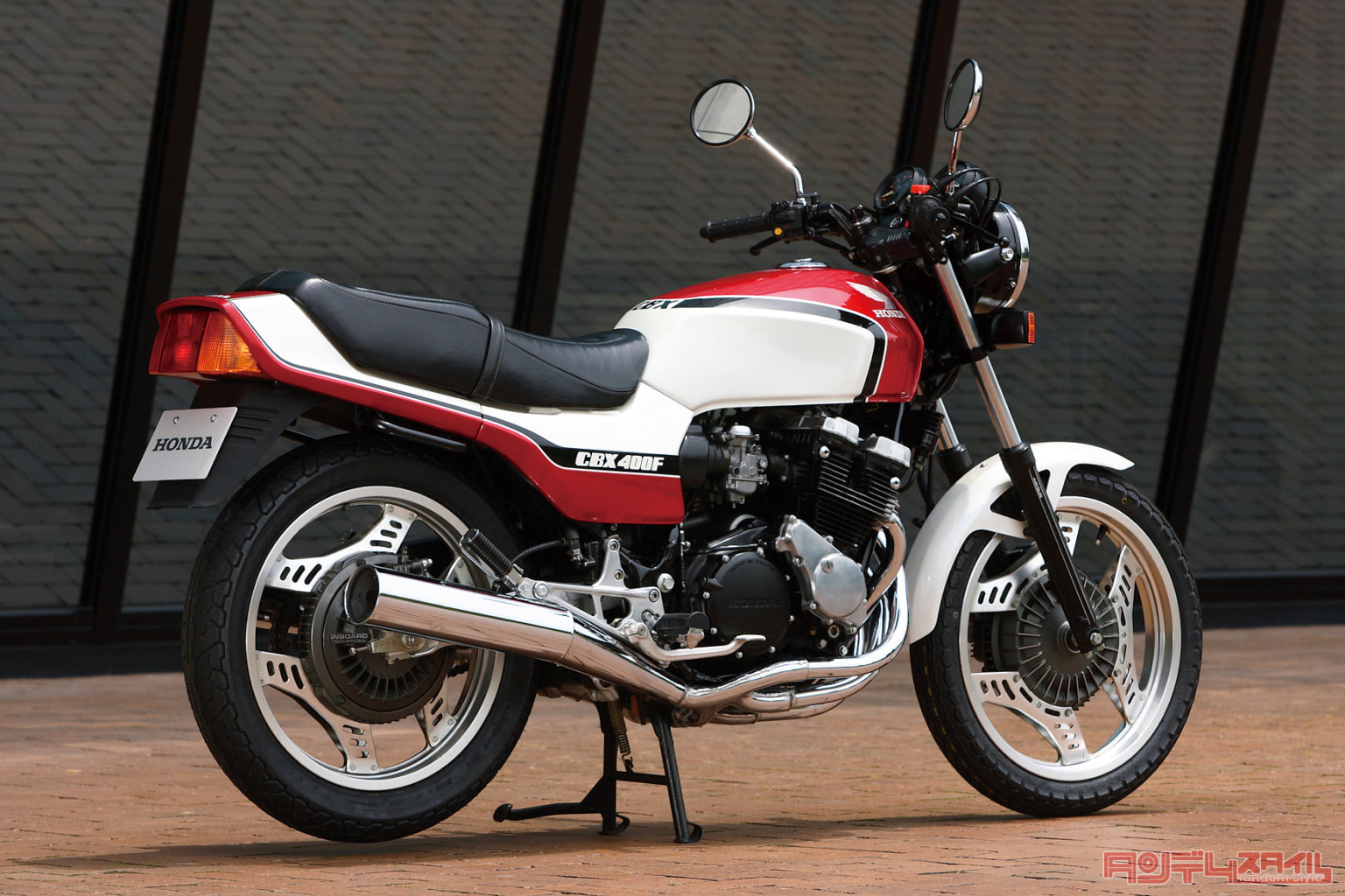 ミドル史に名を刻む名車たち vol.01 HONDA CBX400F〈前編〉 ： - バイク車両インプレ・解説 - タンデムスタイル