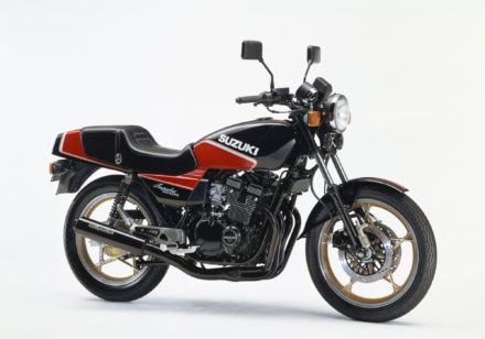 ミドル史に名を刻む名車たち vol.04 SUZUKI GSX400FS IMPULSE〈ヒストリー編〉 ： - バイク車両インプレ・解説 ...