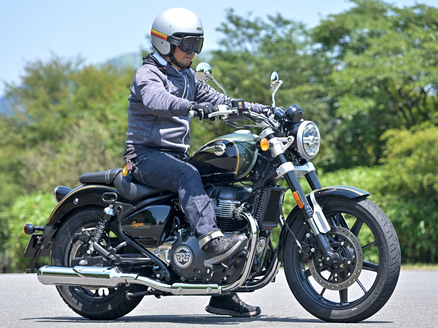 ROYAL ENFIELD SUPER METEO650 - 2ページ目 (2ページ中) ：すべてにおいて気負わずに走り回れるのが最大の魅力 ...