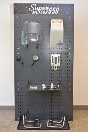 ROYAL ENFIELD SUPER METEO650 - 2ページ目 (2ページ中) ：すべてにおいて気負わずに走り回れるのが最大の魅力 ...