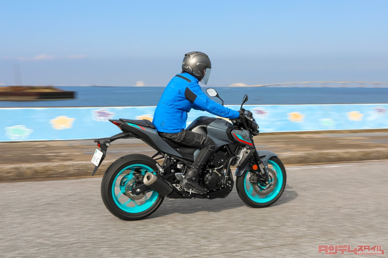 YAMAHA MT-25 ABS ：軽い車体と元気なエンジンは街中走行も楽しませてくれる - バイク車両インプレ・解説 - タンデムスタイル