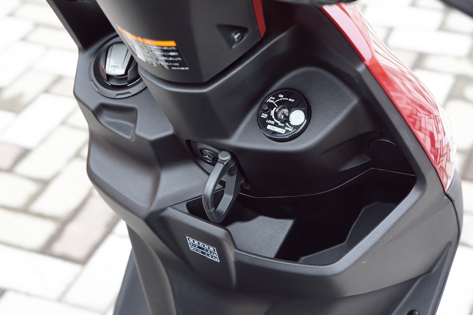 YAMAHA JOG125 ：コストパフォーマンスの高さと使い勝手のいいシンプルさが魅力 - バイク車両インプレ・解説 - タンデムスタイル