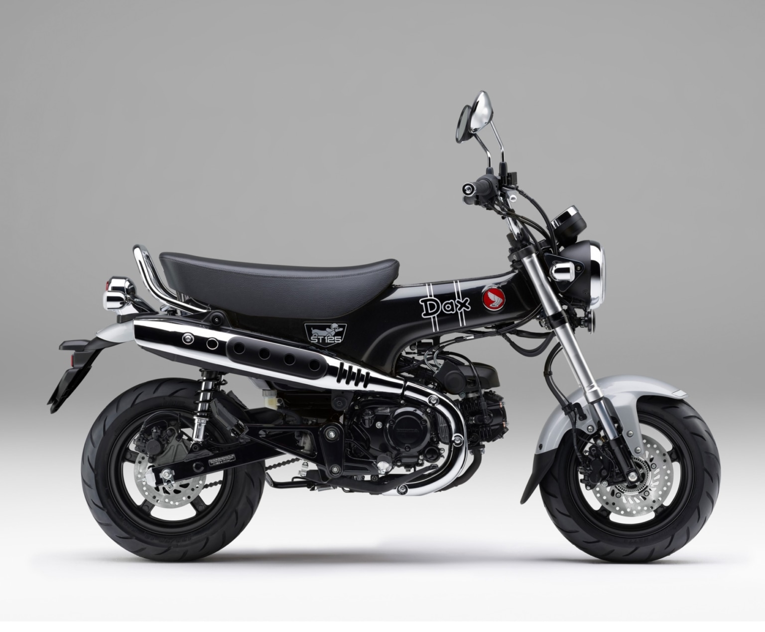 DAX125 落ち着きのある新色 パールシャイニングブラックが登場！ - バイクニュース - タンデムスタイル